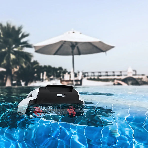 Betta 2 Solar Powered Automatic Pool Skimmer | Solar Us Shop